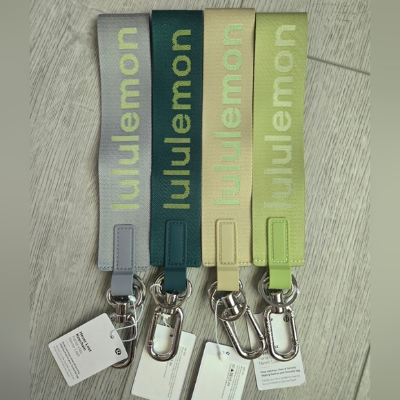 lululemon athletica | Accessories | Lululemon Never Lost Keychain ...